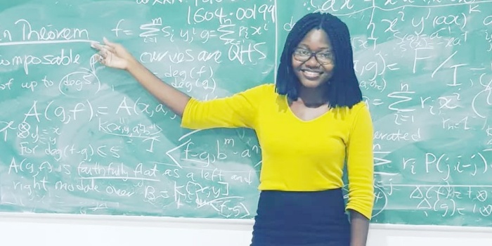 Matematik Kraliçesi - Yeni Özgür Politika